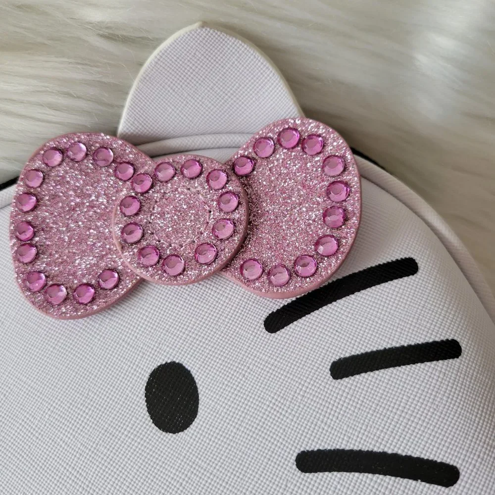 Hello Kitty | Bags | The Crme Shop X Hello Kitty Bling Bling Makeup Bag ...